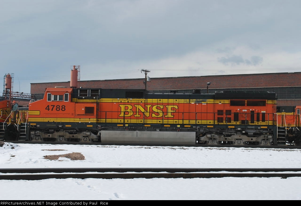 BNSF 4788